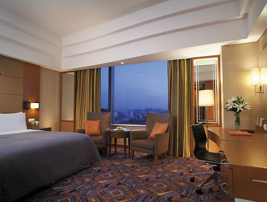 Luxury 5 Star Hotel Bedroom Furniture Sets Eco - Friendly Customized For Villa / Resort supplier