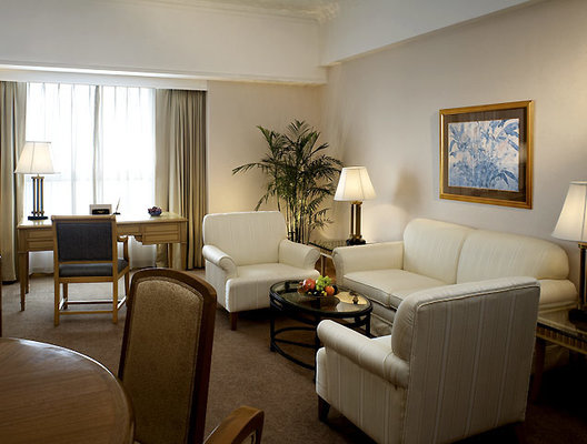 Rubber Wood King Size Hotel Bedroom Furniture Sets / 5 Star Hotel Furniture supplier