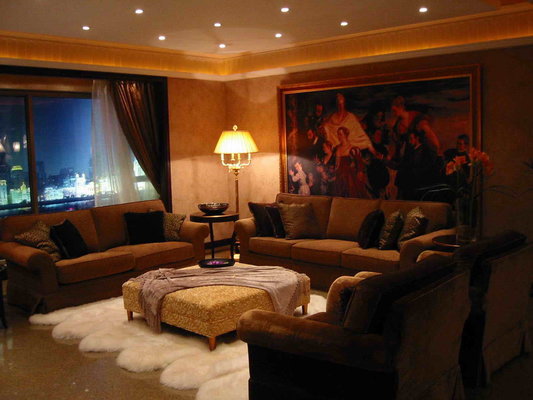 Luxury Star Bedroom Furniture Carved Gilding King Size Veneer For Villa supplier