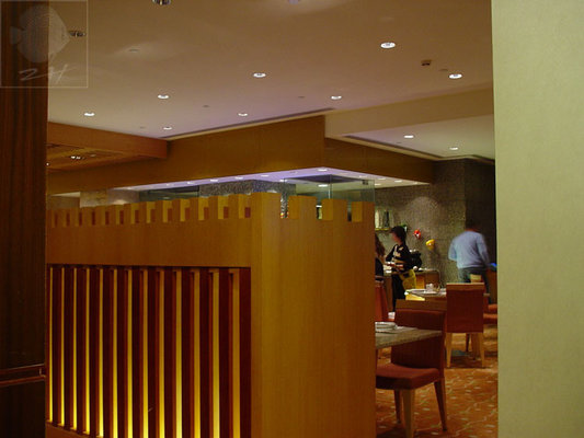 Five Star Hotel Lobby Furniture Solid Wood Partition Wall With Ash Wood  Dining Table Chair Uphostery Set supplier
