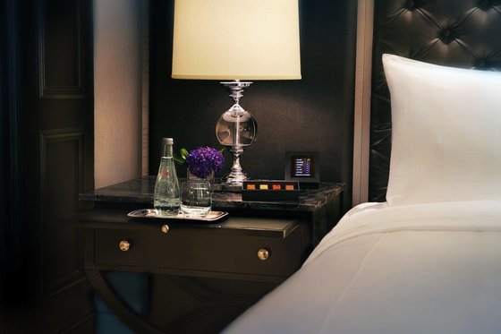 Five Star Leather Hotel Bedroom Furniture Sets King Size / Double Size With Marble Top Night Table supplier
