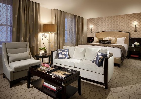 Leather King Size Bed Hotel Furniture Set / 5 Star Hotel Furniture supplier