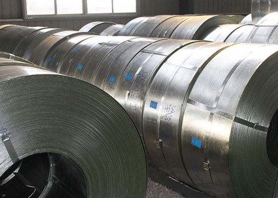 Camada de aço galvanizada do zinco da tira do mergulho ISO9001 quente 60 - 350 G/M2