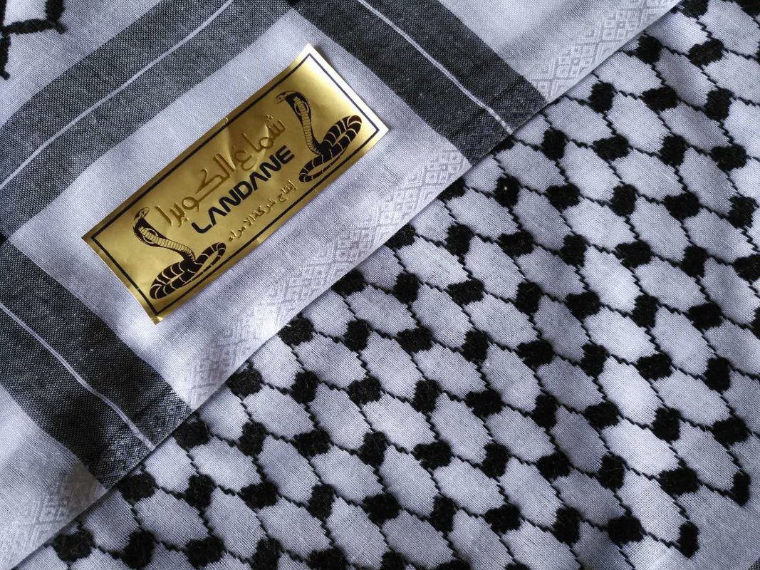 Boutique Arafat Shemagh / Arab Shemagh  / Arabian Shemagh / Arab scarf / Muslim hijab scarf