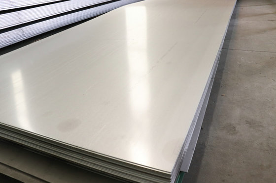 1219mm 201 1Cr17Ni7 Hot Rolled Stainless Steel Sheet Smooth Surface