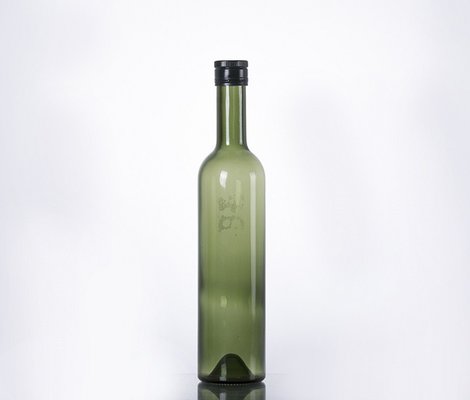 500ML green color whisky bottle with screw cap