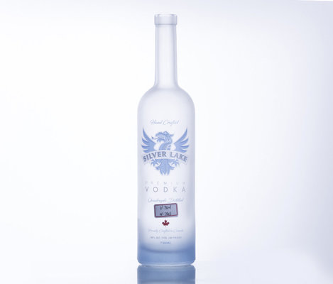 750ML Classic Frost and Screen Painting Glass Vodka Bottle glass wine packaging