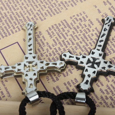 New series of medieval theme retro cross hollow carved double cross necklace jewelry wholesale QNN4013