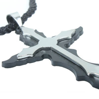 New Men's Black Knights Cross Double Cross pendant personalized titanium steel pendant QNN4016