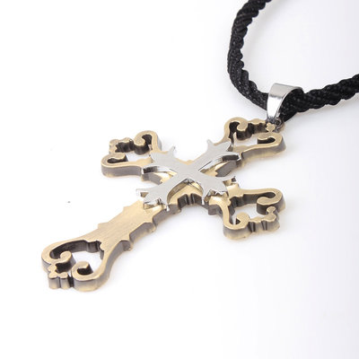 Simple retro hollow carved pendant cross pendant wholesale alloy fittings QNN4018