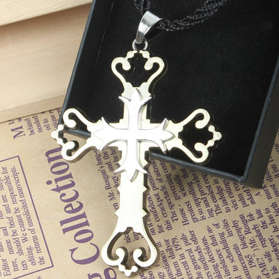 Simple retro hollow carved pendant cross pendant wholesale alloy fittings QNN4018