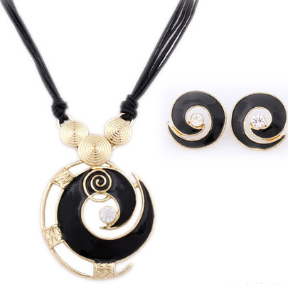 Rotation of the threaded necklace vintage necklace earrings thread BJX4312