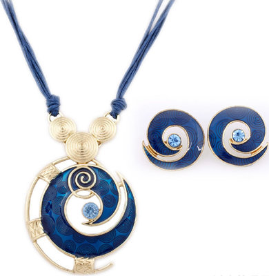 Rotation of the threaded necklace vintage necklace earrings thread BJX4312