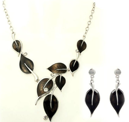 High-end necklace  Alloy leaf Red Leaf Necklace Earrings and Necklace Set BJX4317