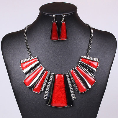 Keystone Colorful necklaces Bar Necklace Plating gun black color resin upscale classic suit wholesale MD1412