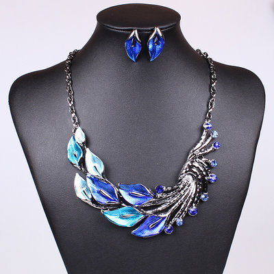 Retro necklace Color Enamel plus drill leaves Sweater chain Leaves short-chain Set Wholesale  MD1413