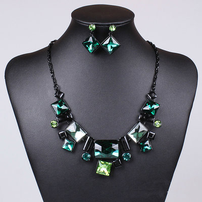 Retro pop stained glass necklace Classic Square Necklace Square earrings Rectangular jewelry wholesale MD1415