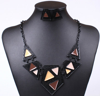 Retro trapezoid necklace Diamond necklace Irregular drip Coffee Necklace Wholesale earrings MD1420