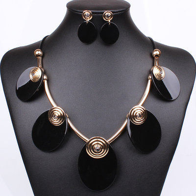 Egg-shaped necklace High-end multi-colored resin earrings necklaces Thread Necklace Spiral necklace MD1425