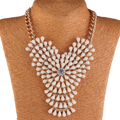 Ra necklace Round Necklace Titan earrings Colorful zinc alloy diamond clavicle chain MD1434