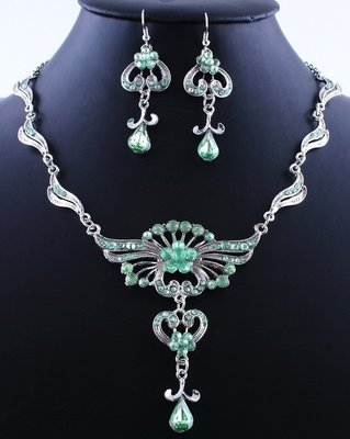 Bridal jewelry wholesale Heart Necklace Heart Earrings Angel Necklace 19720