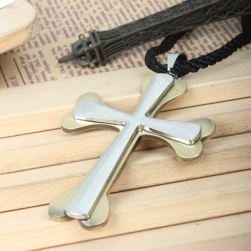 Cross Pendants Vienna wind grass being lucky four cross necklace jewelry wholesale QNN4011