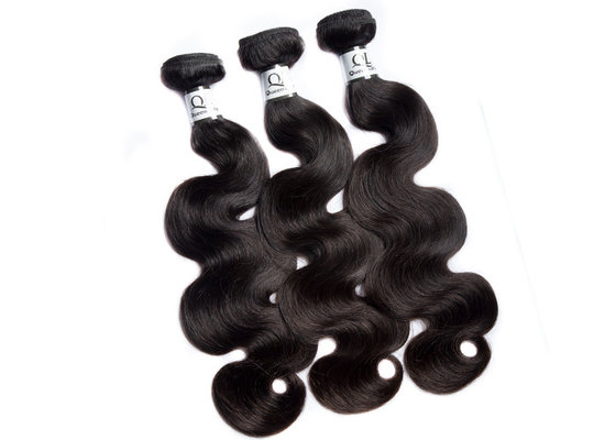 I pacchi malesi originali dei capelli umani con il corpo della chiusura del pizzo non ondeggiano spargimento