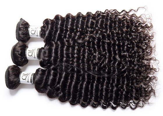 Tessuto riccio profondo regolare, capelli in profondità ricci di Remy dell'indiano di QueenLife