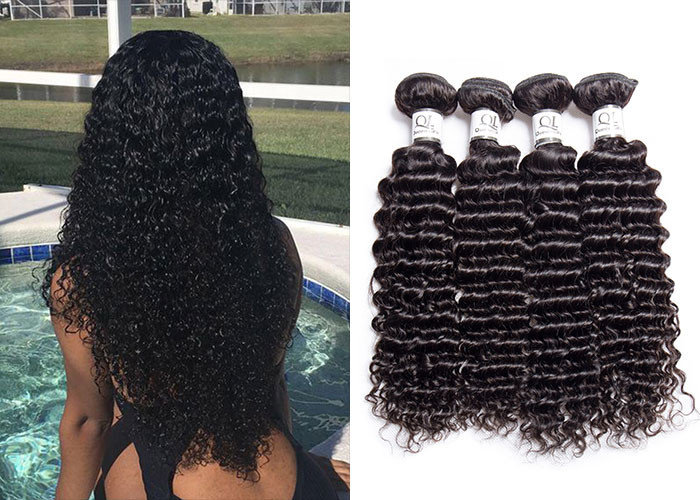 I pacchi ricci profondi liberi dei capelli umani di groviglio possono essere a 10-30 pollici fatto un restyling