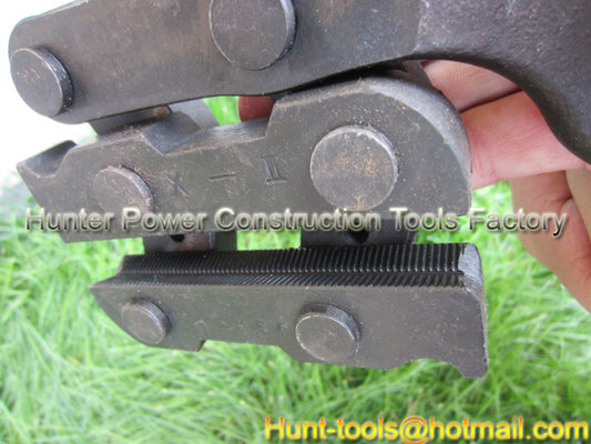 Automatic Clamp / Self Gripping Clamp used for pulling wire and cable