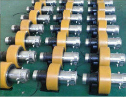 Compact 24v 900w Hydraulic Wheel Drive Rated Speed 2600RPM For Forklift
