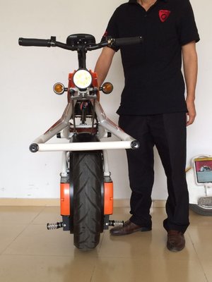 2016 new products sports electric balance one wheel car electric scooters