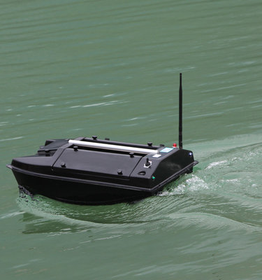 China HYZ600 sea fishing rod bait boat rc boat for fishing on lake supplier