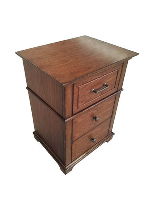 Anqitue looking walnut finish wooden 3-drawer night stand,bed side table for hotel bedroom furniture