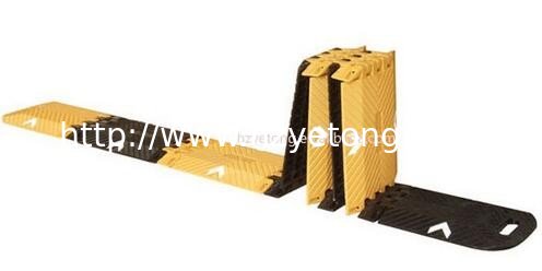 Portable PU Plastic Speed Bump / Speed Hump/Road Safety Speed Bump
