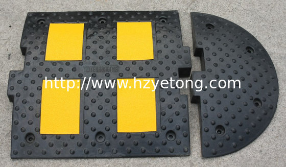 rubber road hump 500*500*50mm speed bump speed breaker