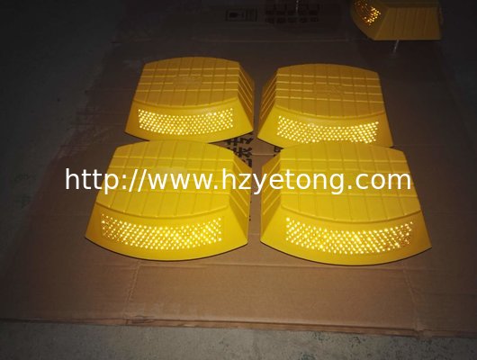 179beads plastic road stud export cat eye road stud manufacture offer road marker develop