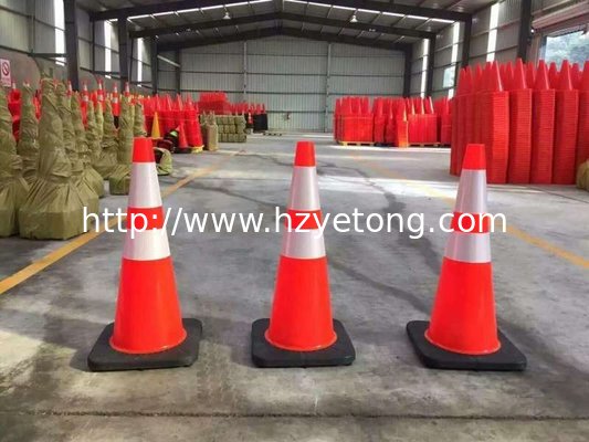 Standard 28" High Solid Orange BLACK BASE Flexible Road cone Safe cone manufacture offer