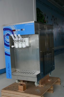[Purchased by 7-11]Table top soft ice cream machine/Frozen Yogurt Machine/Helado