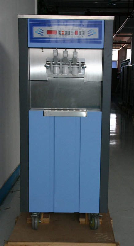 28L/H 3 flavors Oceanpower cheap frozen yogurt ice cream machine CE,CB certificated