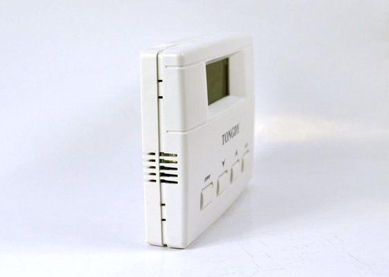 Regulador programable del ozono con la retransmisión y análogo y Modbus