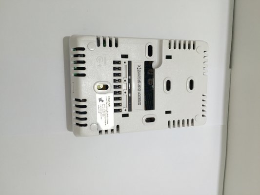 Monitor electroquímico del regulador del ozono del sensor con el interfaz de Modbus y salidas análogas del contacto seco de 1X +2X