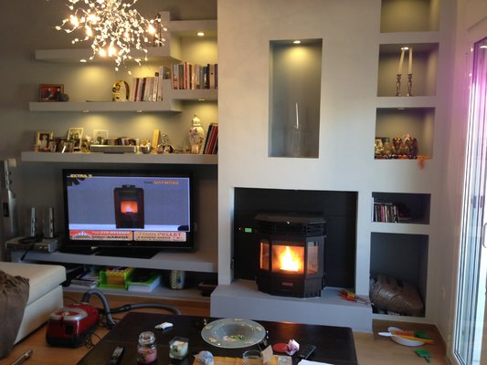 Big Heating Output Wood Insert Fireplace With Weekly Program Black / Grey Color