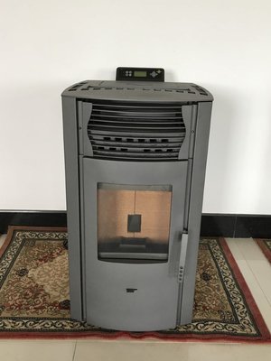 Low Carbon Pellet Heating Stoves / Contemporary Pellet Stove For Garage Heating