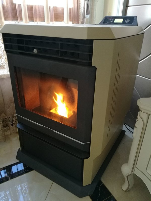 Classic Style Non Electric Indoor Pellet Stove / Home Hardware Pellet Stoves 5-14KW