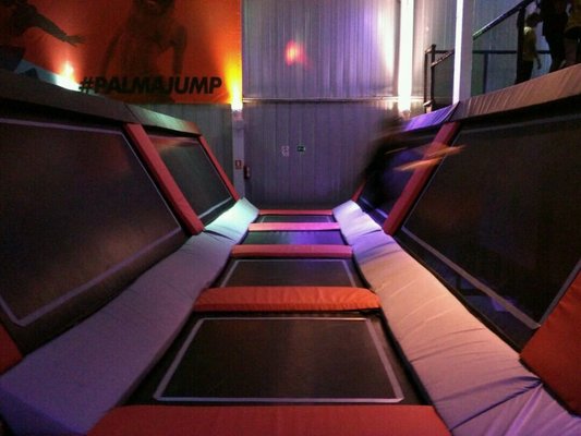 520M2 Amusement Park Trampoline/ China New Design Indoor Trampoline/ Commercial Indoor Gymnastic Trampoline