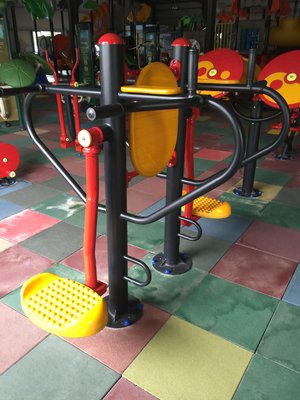 China Suppply Double Seated Push Trainer for Exercise Chest Exercise Trainer Outdoor Fitness Equipments