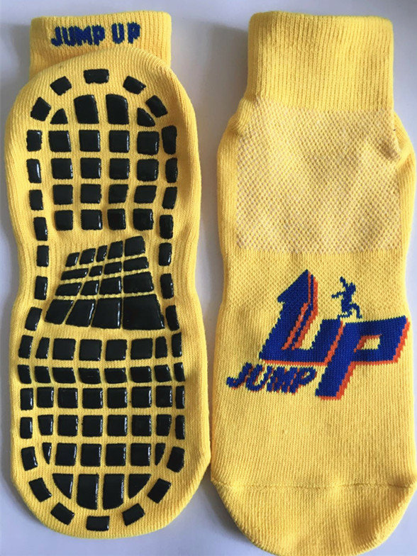 China Wholesale Trampoline Type Socks/ Polyester Kids Sports Trampoline Socks/ Non Slip Yoga Socks Kids Trampoline Socks