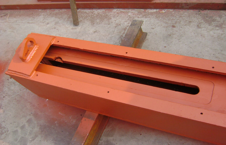 Justierbare Höhe 730mm 28 Tonne 14DUO hydraulische anhebende Hebemaschine gewinnend strahlt für Einschienenbahn-Kran