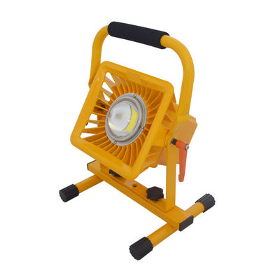 IP65 12V Battery Powered Led Flood Light 30 Watt Rechargeable For Outdoor